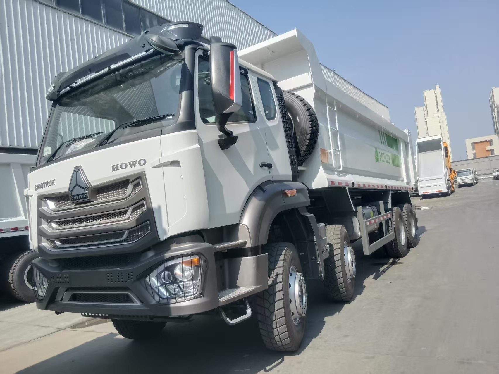 7300*2300*1500mm Cargo Box Heavy Duty Dump Truck For Smooth Cargo ...